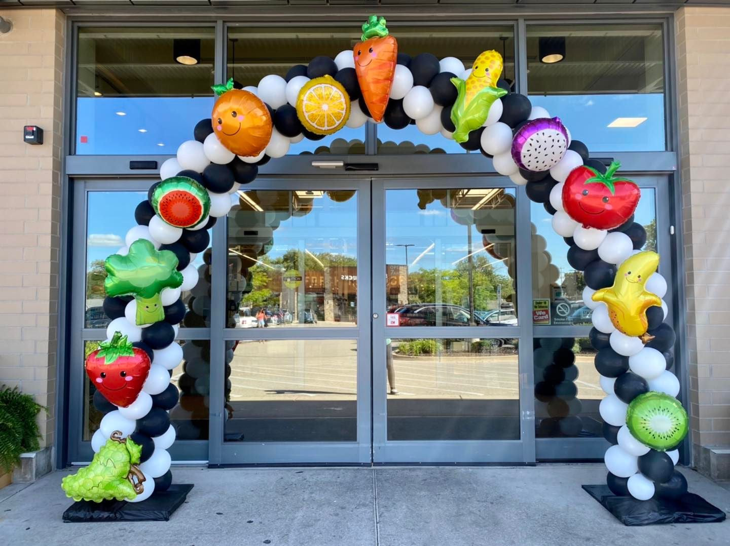 West Michigan Balloons Balloon Décor!